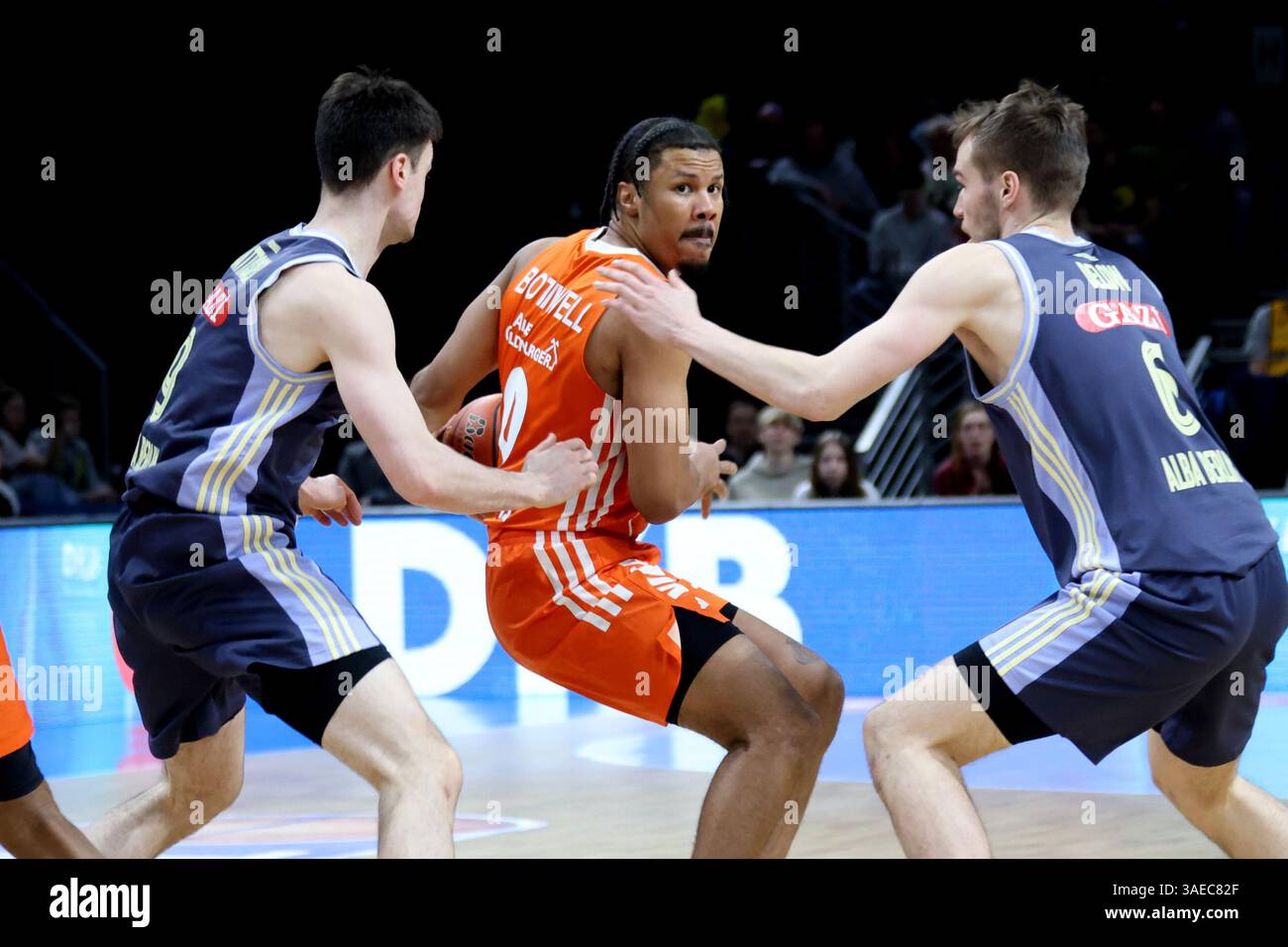 Berlin, Deutschland. 06th Apr, 2025. 06.04.2025, Max-Schmeling-Halle ...