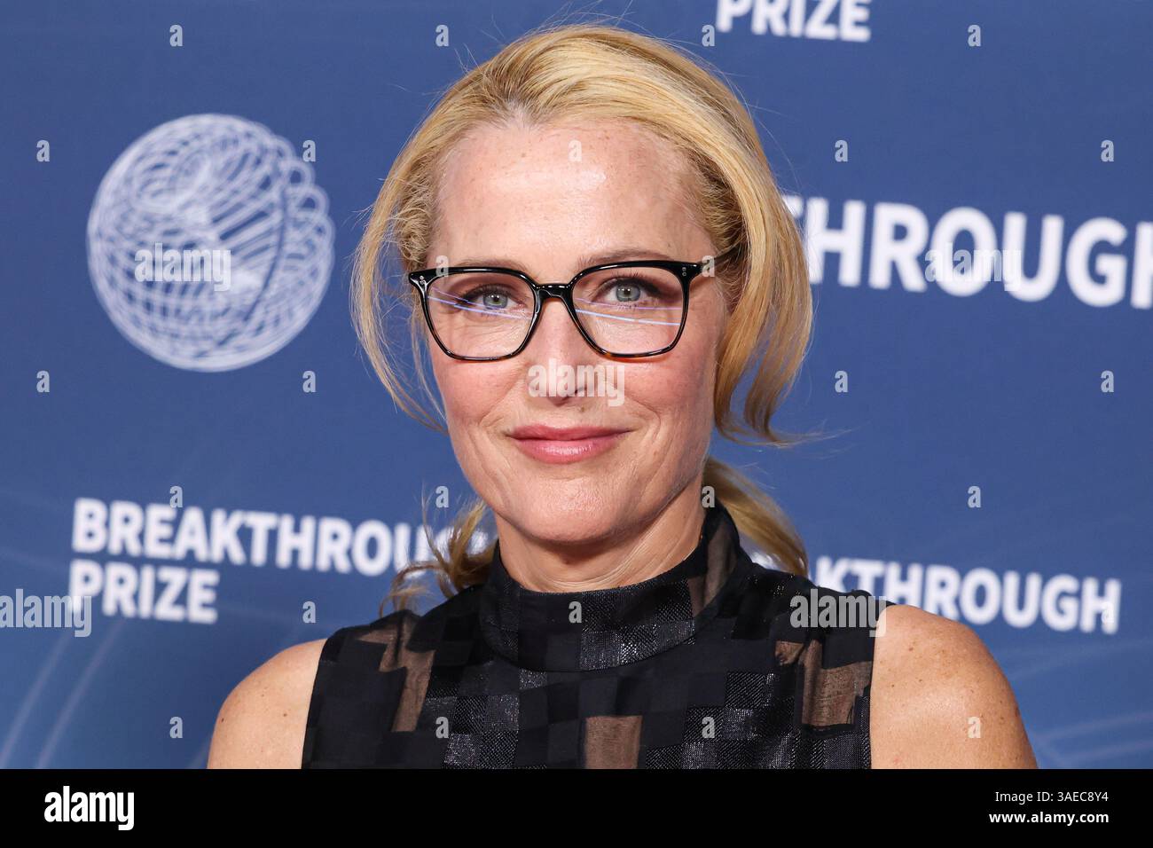 SANTA MONICA, LOS ANGELES, CALIFORNIA, USA - APRIL 05: Gillian Anderson ...