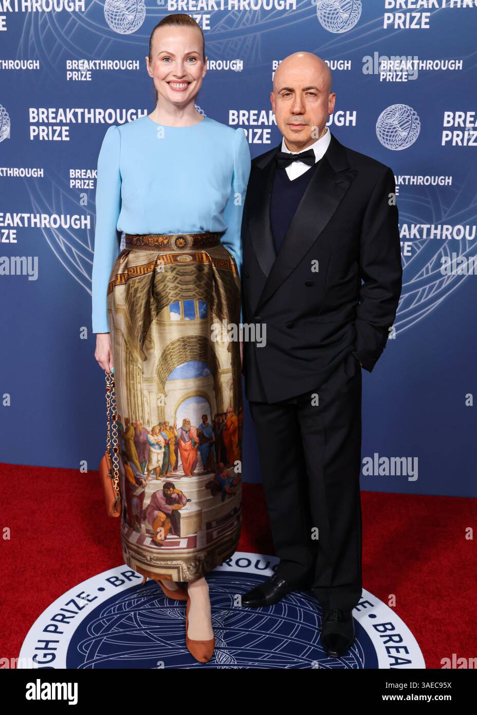 SANTA MONICA, LOS ANGELES, CALIFORNIA, USA - APRIL 05: Julia Milner and ...