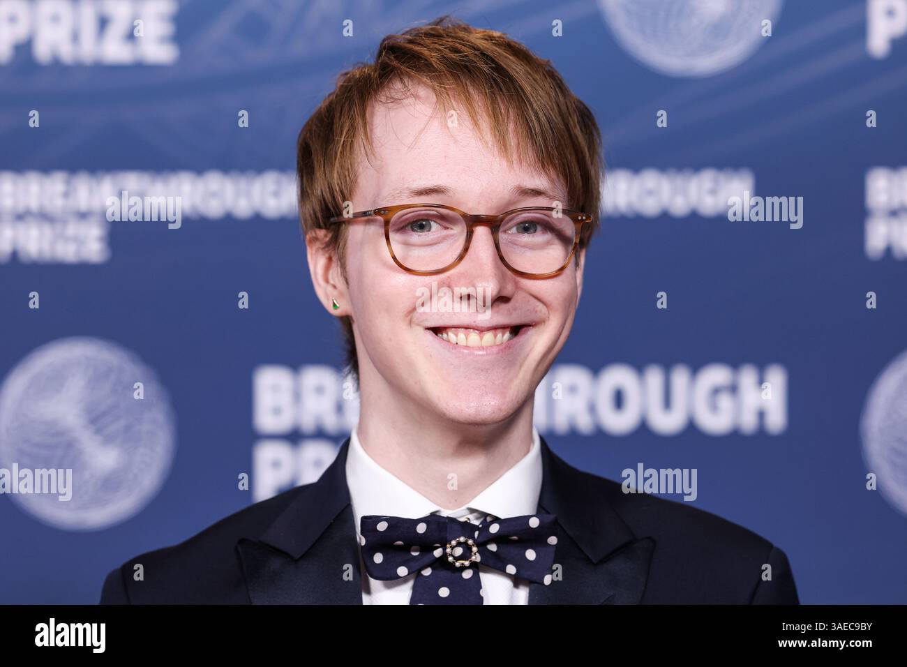 SANTA MONICA, LOS ANGELES, CALIFORNIA, USA - APRIL 05: Kit Bernard ...