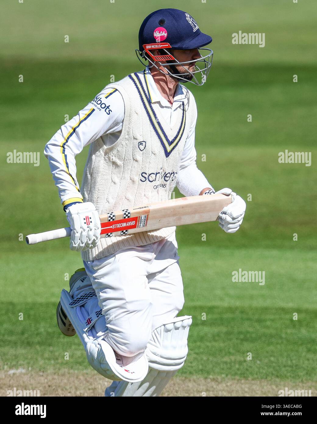 Birmingham, UK. 06th Apr, 2025. #30, Ed Barnard of Warwickshire runs ...