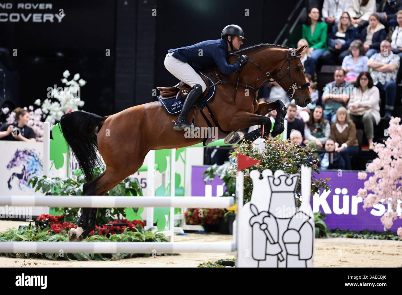Gregory WATHELET of Belgium with Bond Jamesbond de Hay during the ...