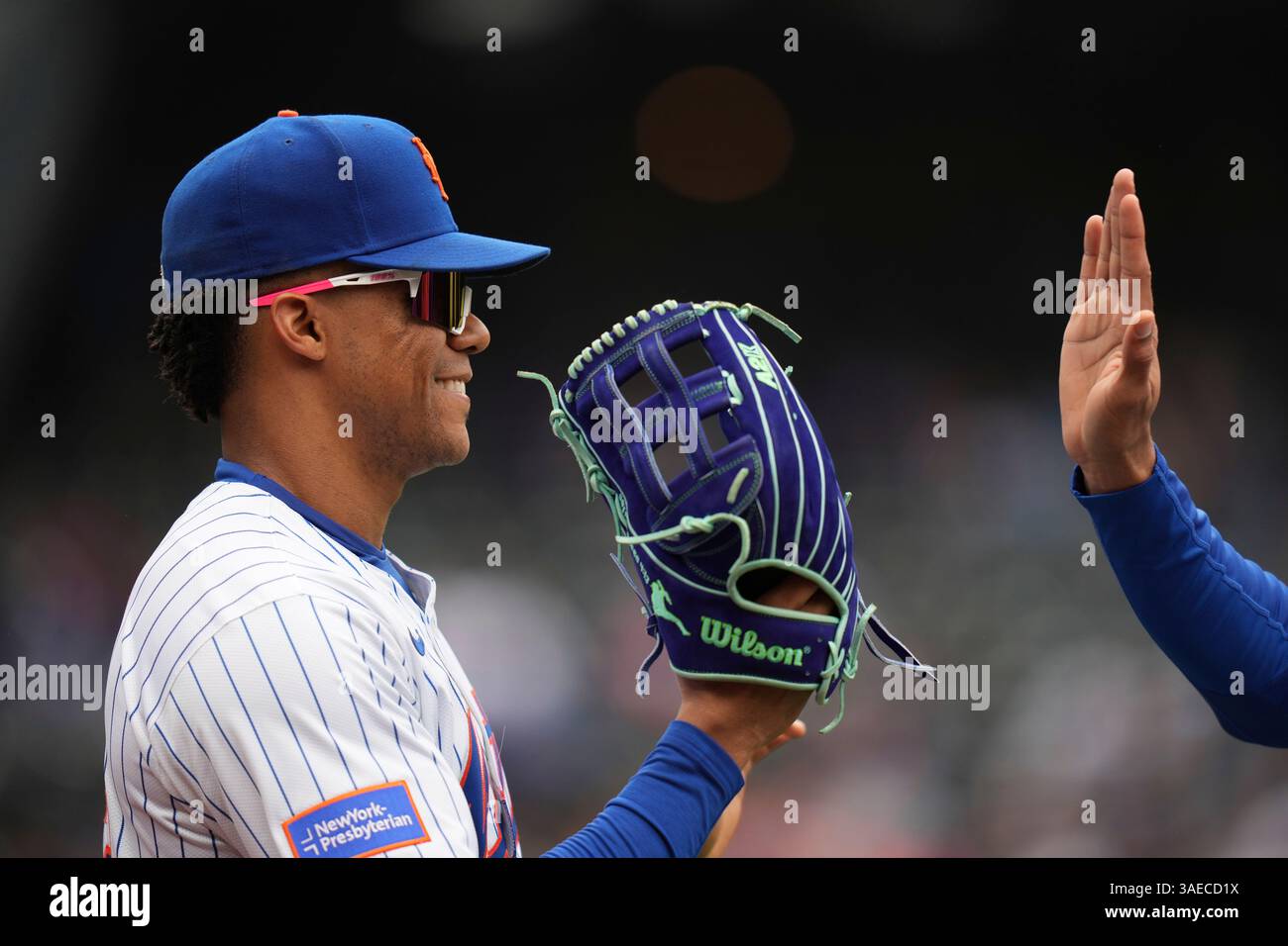 New York Mets' Juan Soto smiles during the first inning of a baseball ...