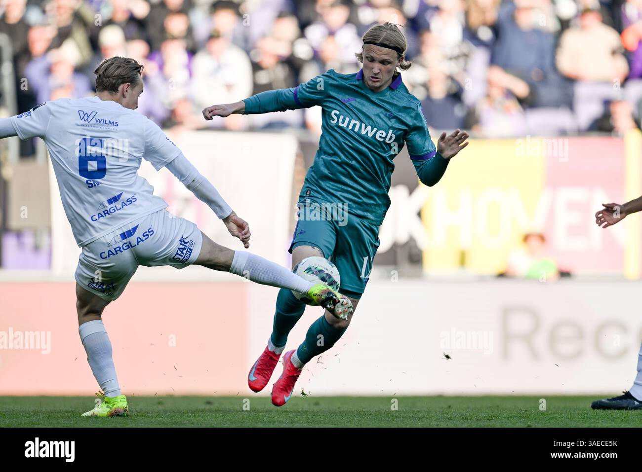 Anderlecht, Belgium. 06th Apr, 2025. Matte Smets (6) of Genk defending ...