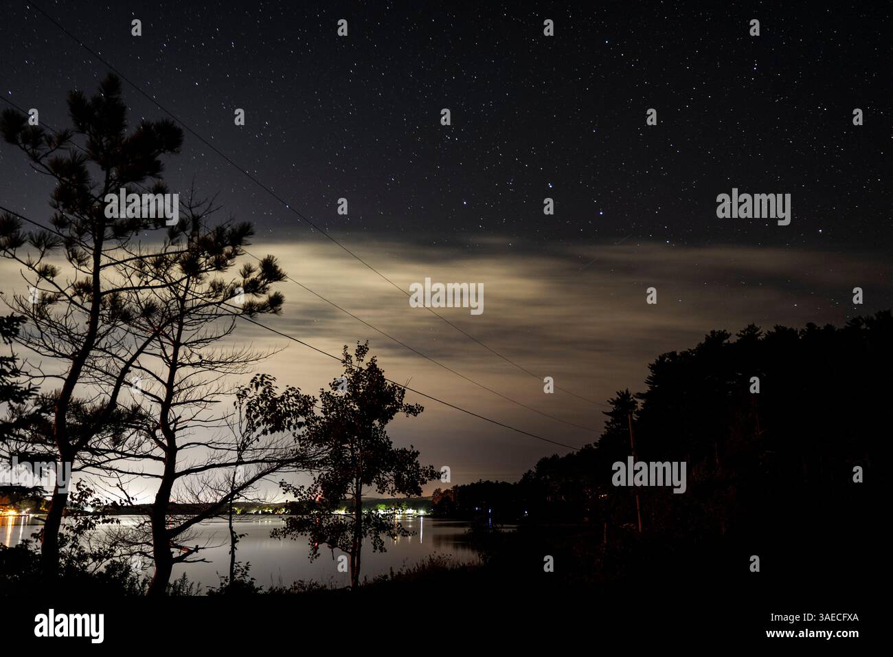 Big Dipper appears to be dipping into a layer of cloud in the night sky ...