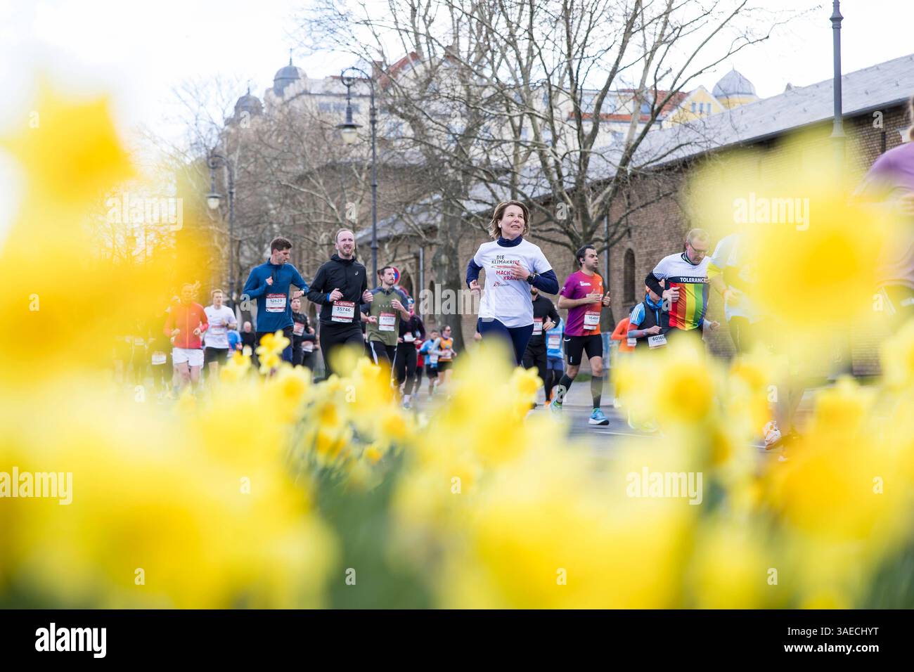 Halbmarathon, Sportveranstaltung in Berlin, 05.04.2025 Läufer laufen ...