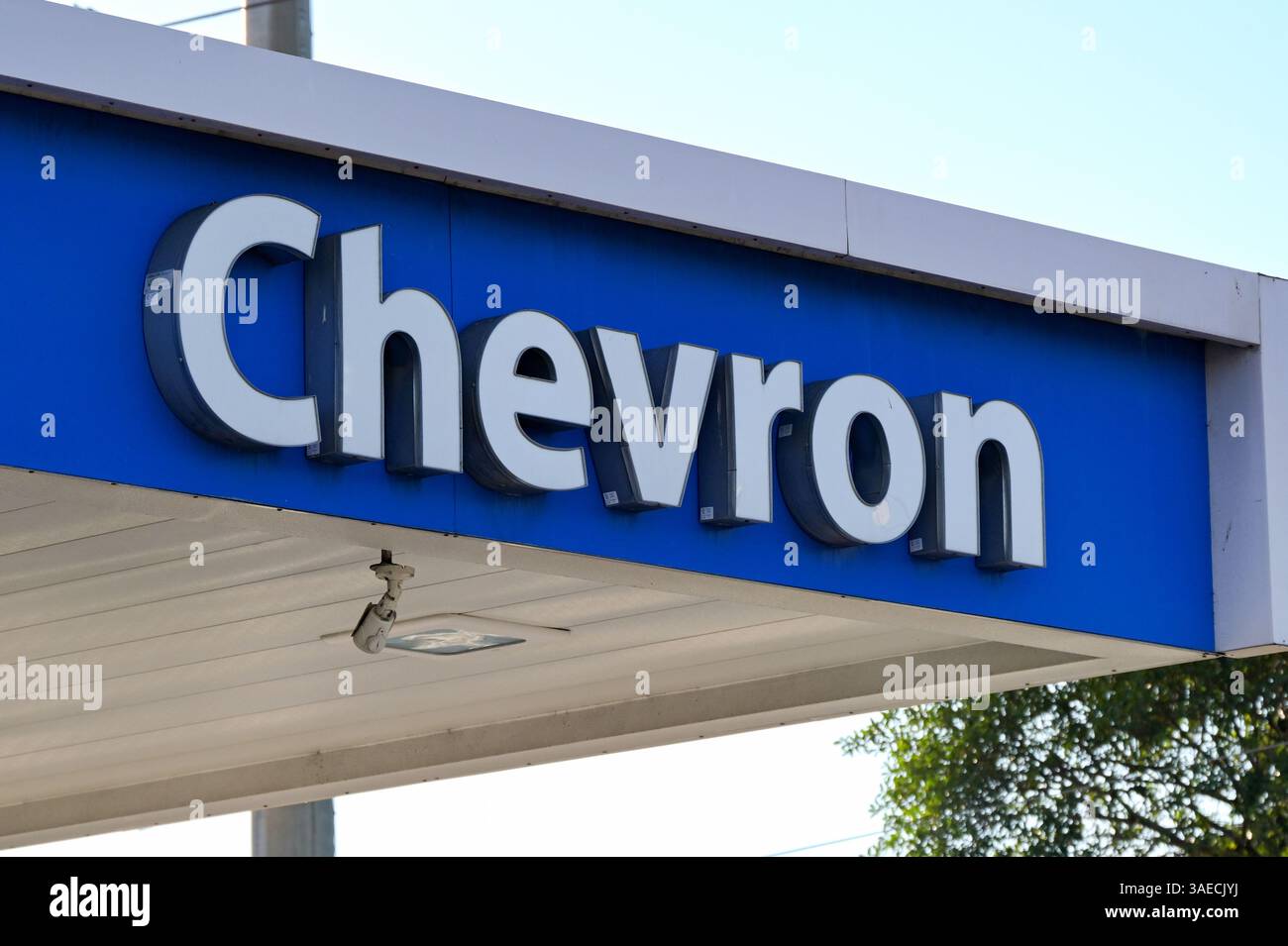 Miami, Florida, USA - 4 January 2025: Sign on the canopy of a petrol ...