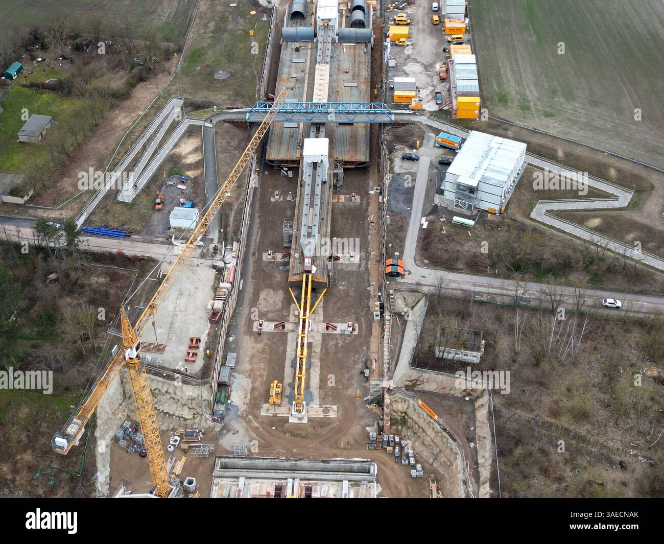 14.03.2025 Sachsen Anhalt Sachsen-AnhaltLuftbild Luftaufnahme Bauarbeiten an der Autobahn A143 ...