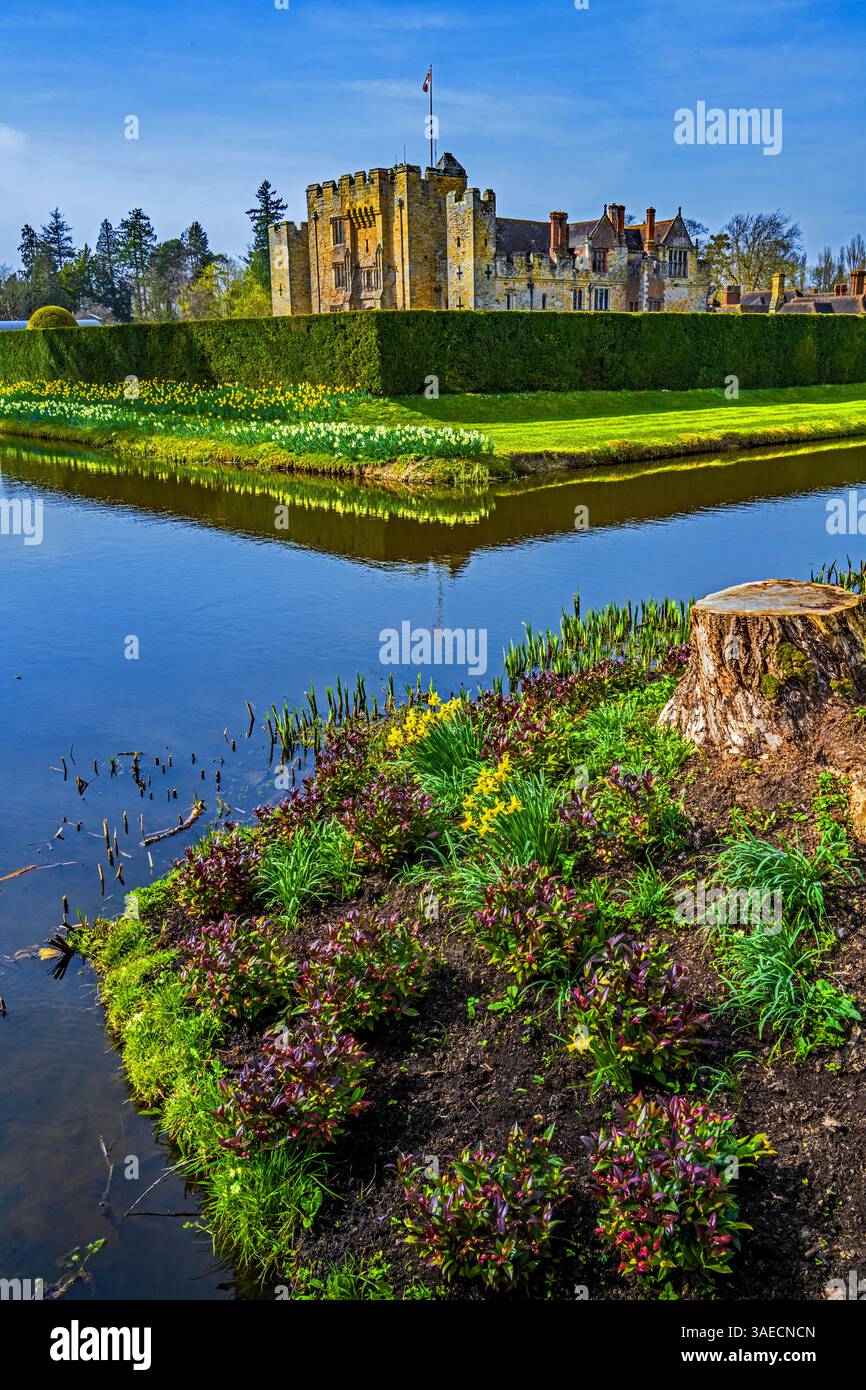 Hever Castle, Moat & Grounds in Spring Stock Photo - Alamy