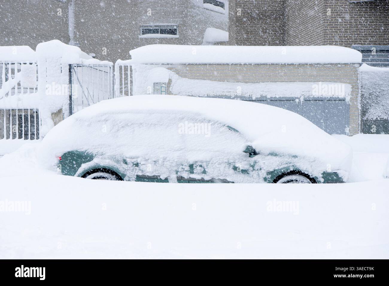 Snowstorm in Madrid - Filomena 2021, Snow-Covered Streets and Cars ...