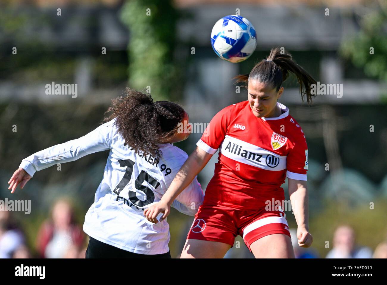v.li.: Mariee Ana Marie Fray (FFC Wacker, 15) Laureta Temaj (Stuttgart ...