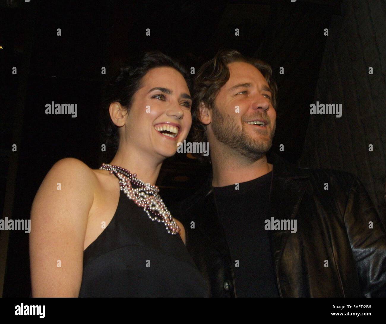 Dec 13, 2001; Los Angeles, CA, USA; Actors JENNIFER CONNELLY & RUSSELL ...