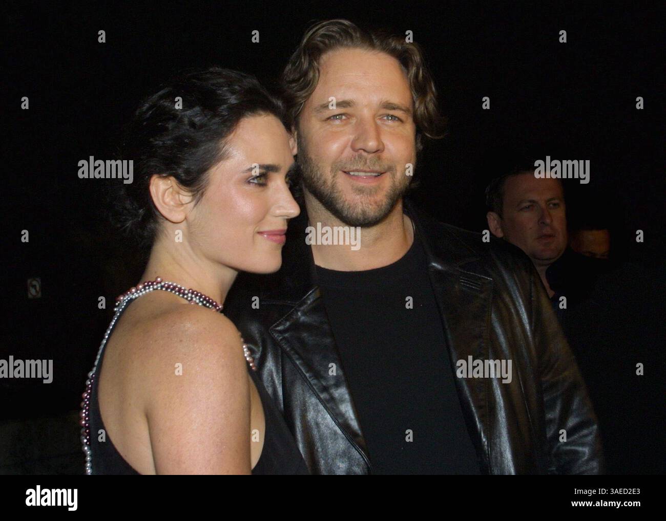 Dec 13, 2001; Los Angeles, CA, USA; Actors JENNIFER CONNELLY & RUSSELL ...