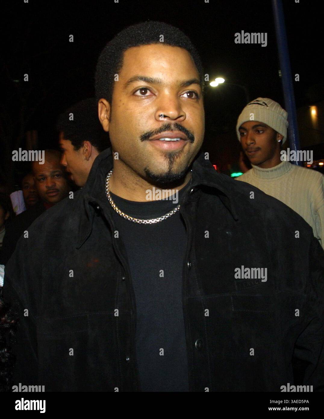 Mar 06, 2002; Los Angeles, CA, USA; Actor ICE CUBE @ the LA premiere of ...