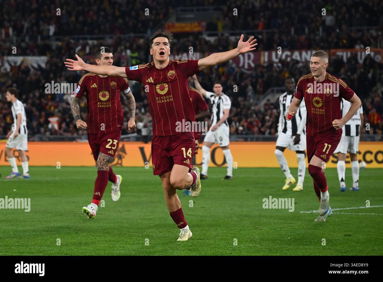 Eldor Shomurodov of A.S. Roma celebrates after scoring the goal to make ...