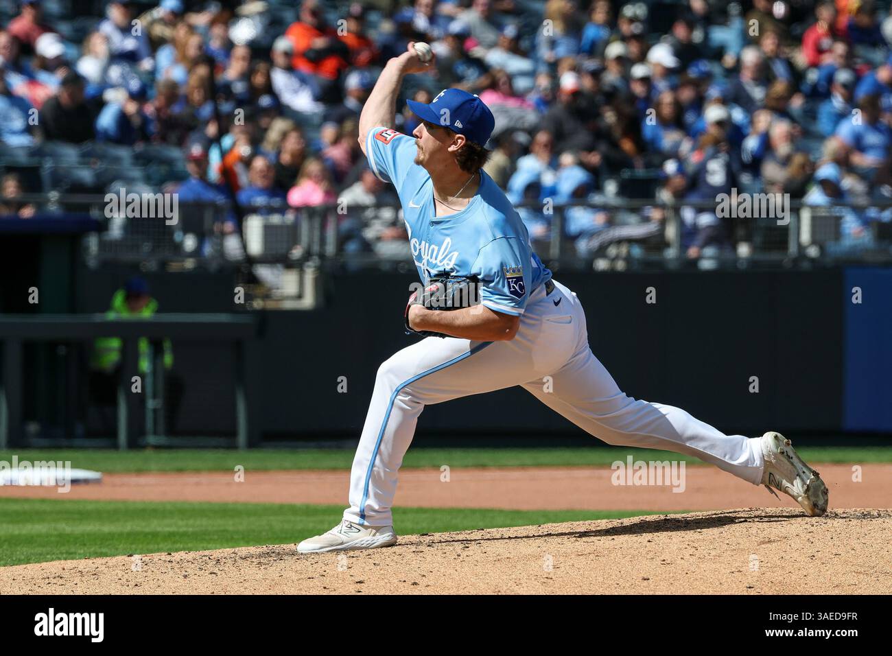 Kansas City, MO, USA. 6th Apr, 2025. Kansas City Royals relief pitcher ...