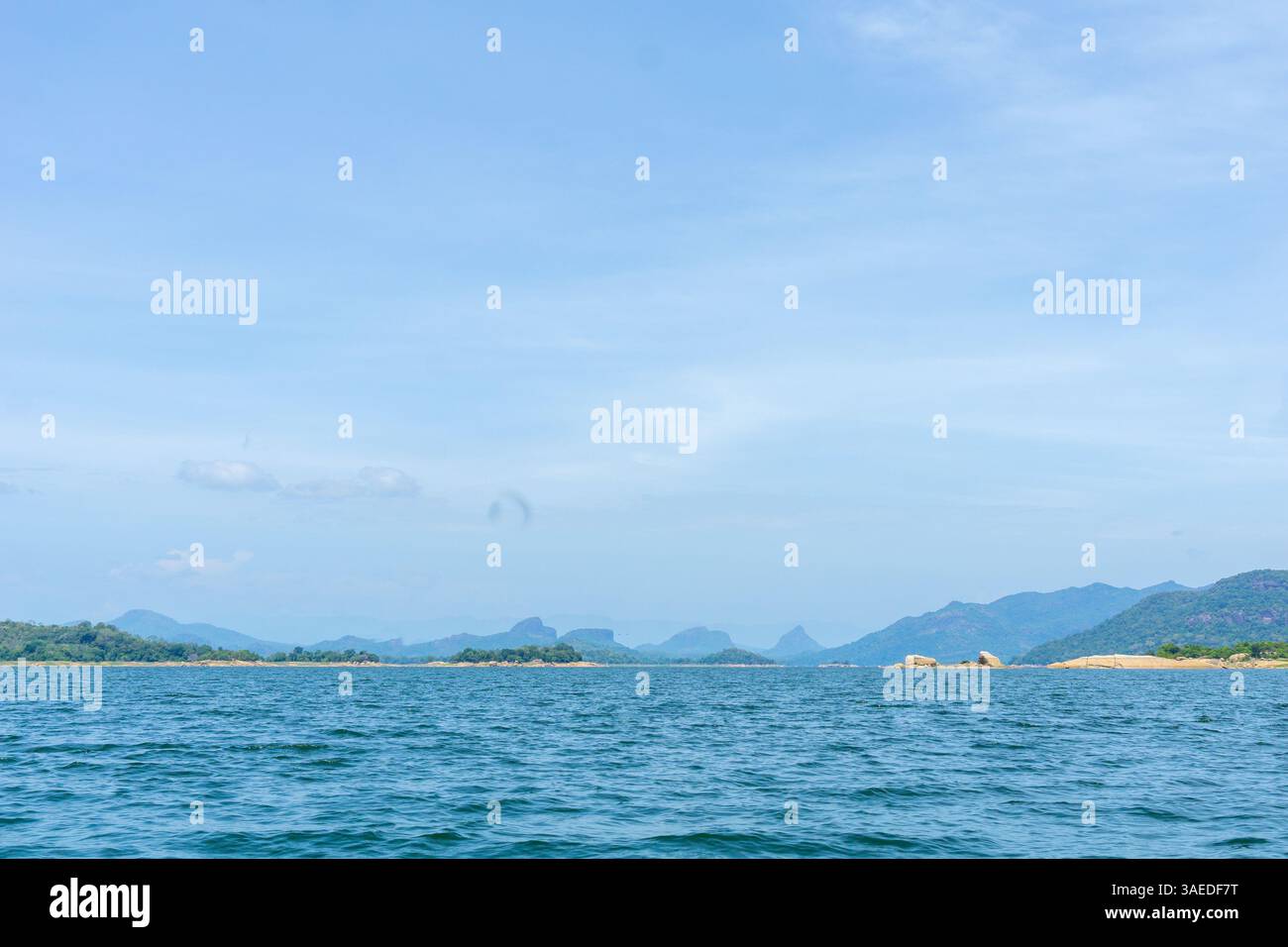 Views across Gal Oya Lake in National Park Sri Lanka Stock Photo - Alamy
