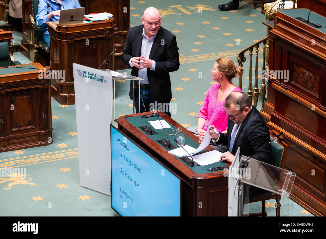 Kurt Ravyts Vlaams Belang interpelling Mathieu Bihet and Phaedra Van ...