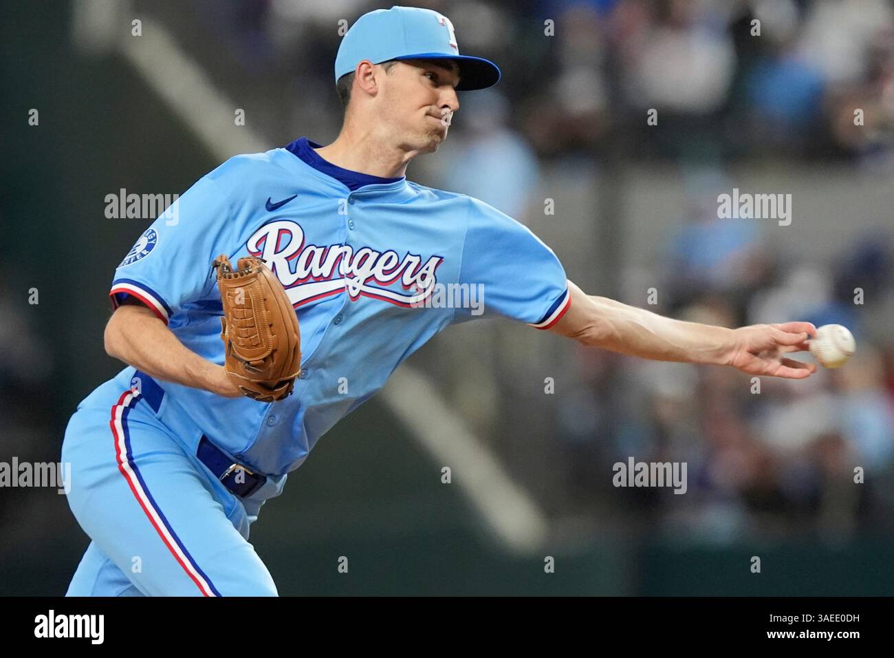 Texas Rangers relief pitcher Hoby Milner throws during the sixth inning ...