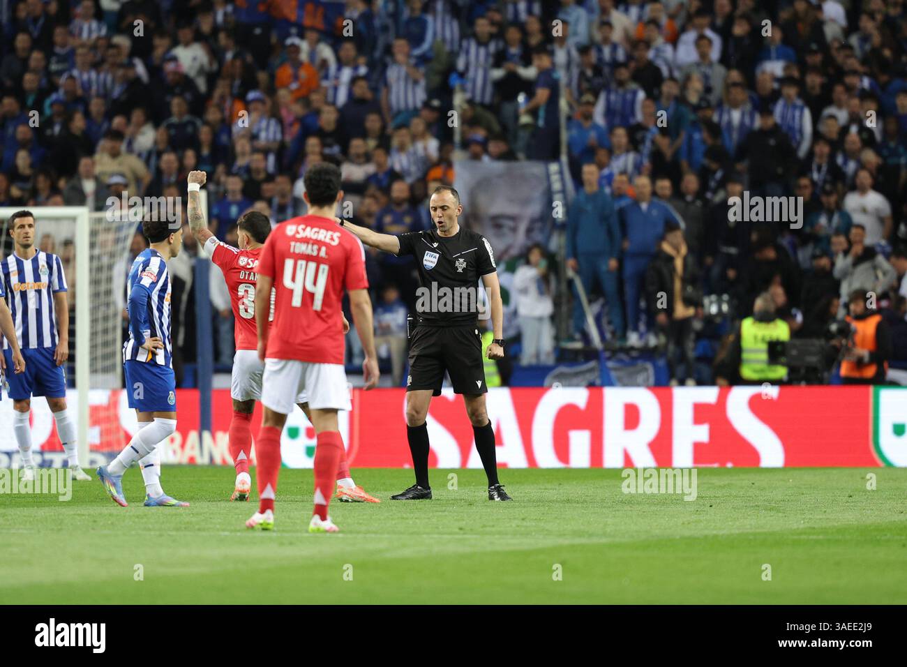 April 06, 2025, Estádio Dragão, Porto Portugal - Liga Portugal: Fc ...