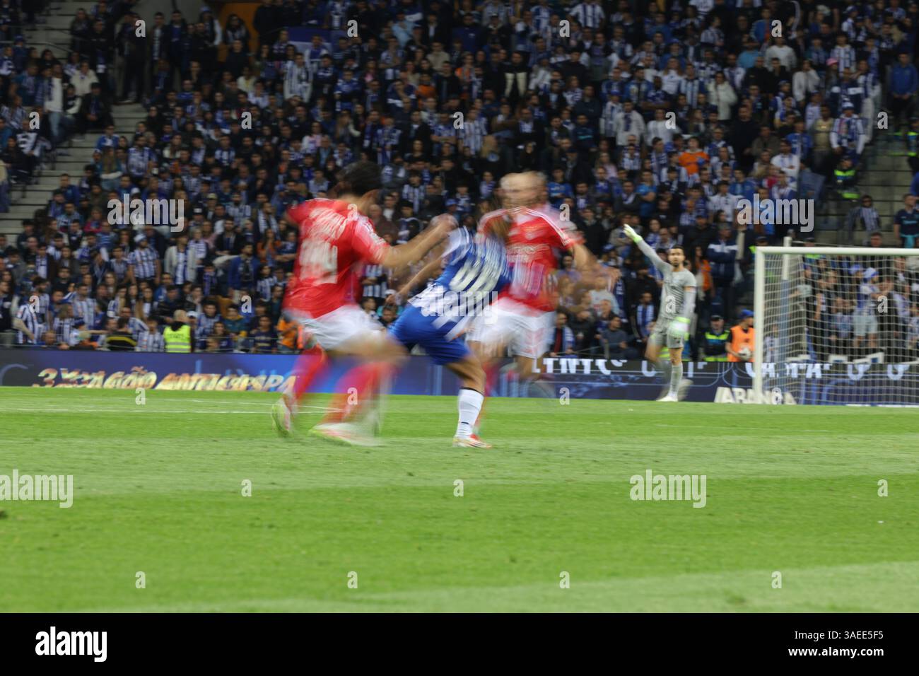 April 06, 2025, Estádio Dragão, Porto Portugal - Liga Portugal: Fc ...