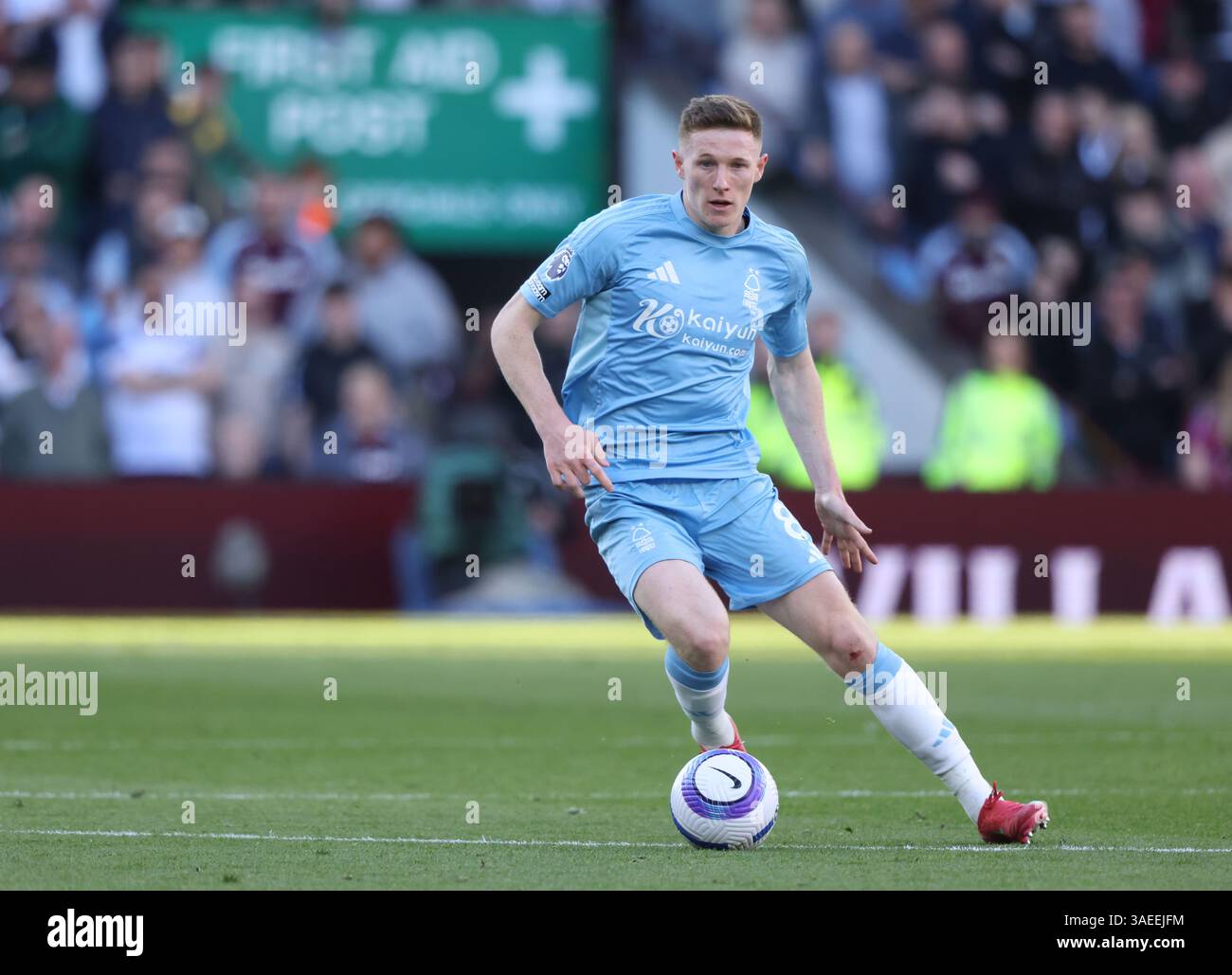 Birmingham, UK. 05th Apr, 2025. Elliot Anderson (NF) at the Aston Villa ...