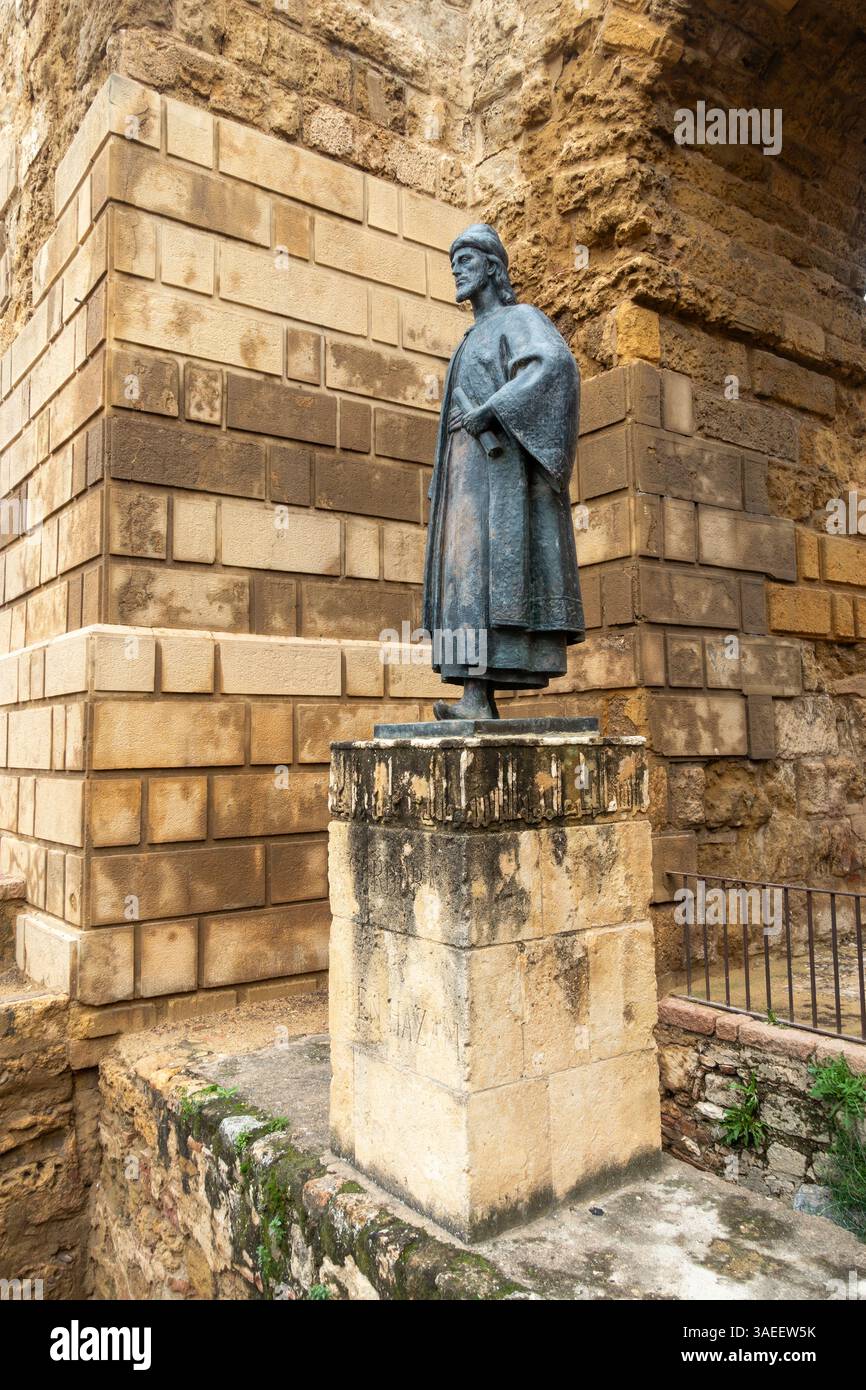 Estatua de Seneca or Seneca Statue Monument to Famous Philosopher ...