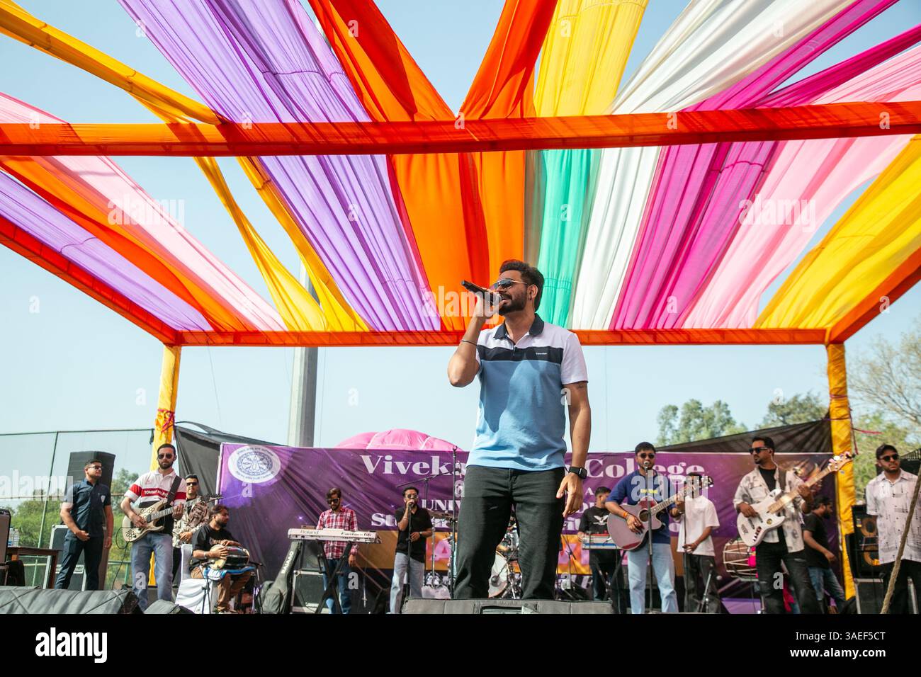 New Delhi, India. 06th Apr, 2025. NEW DELHI, INDIA - MARCH 28: Singer ...