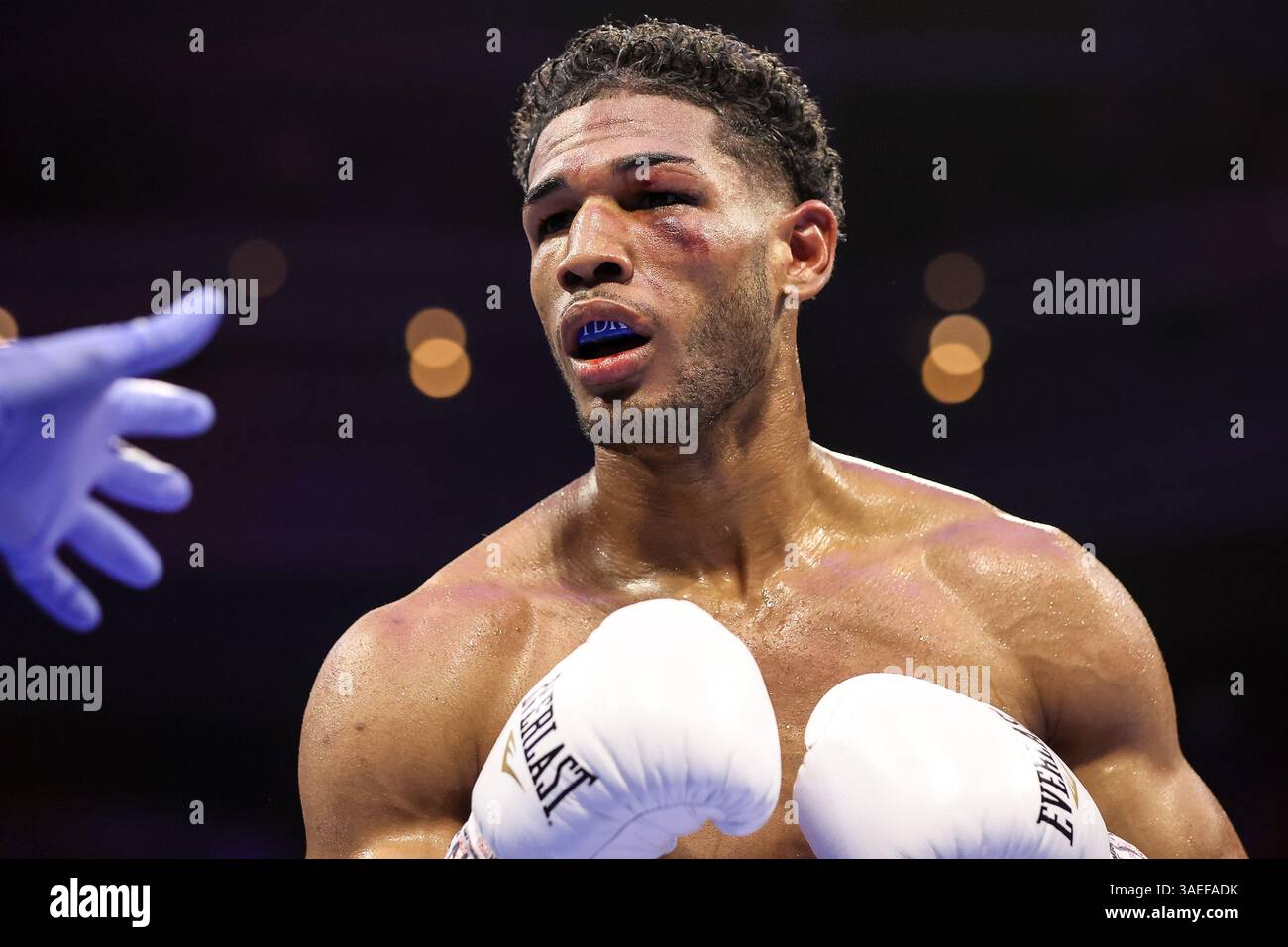 Las Vegas, NV, USA. 5th Apr, 2025. Junior Welterweight Elvis Rodriguez ...