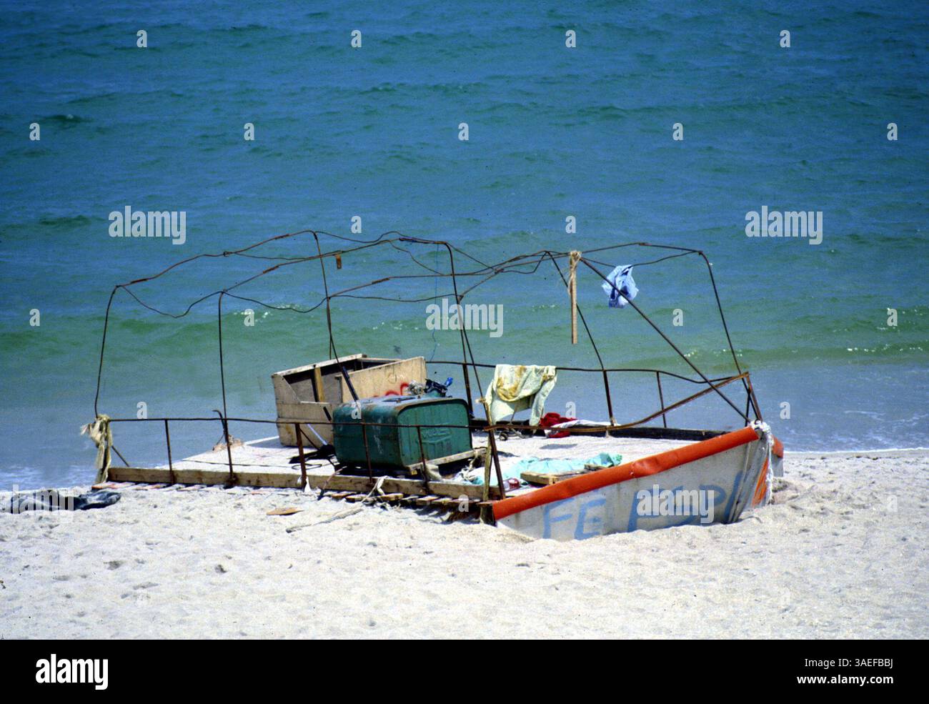Homemade raft hi-res stock photography and images - Alamy