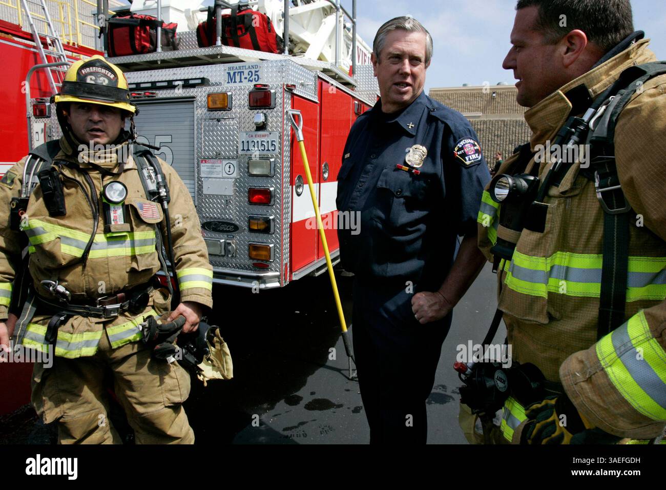 July 31, 2008 San Diego, CA Sycuan firefighter DONALD PIPER, left ...
