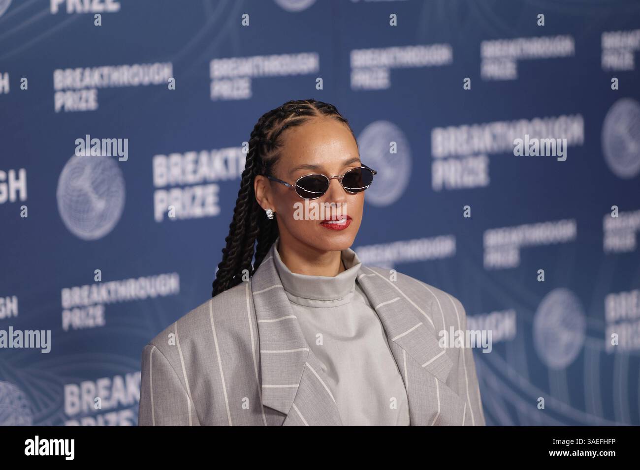 Alicia Keys attends the 11th Breakthrough Prize Ceremony at Barker ...