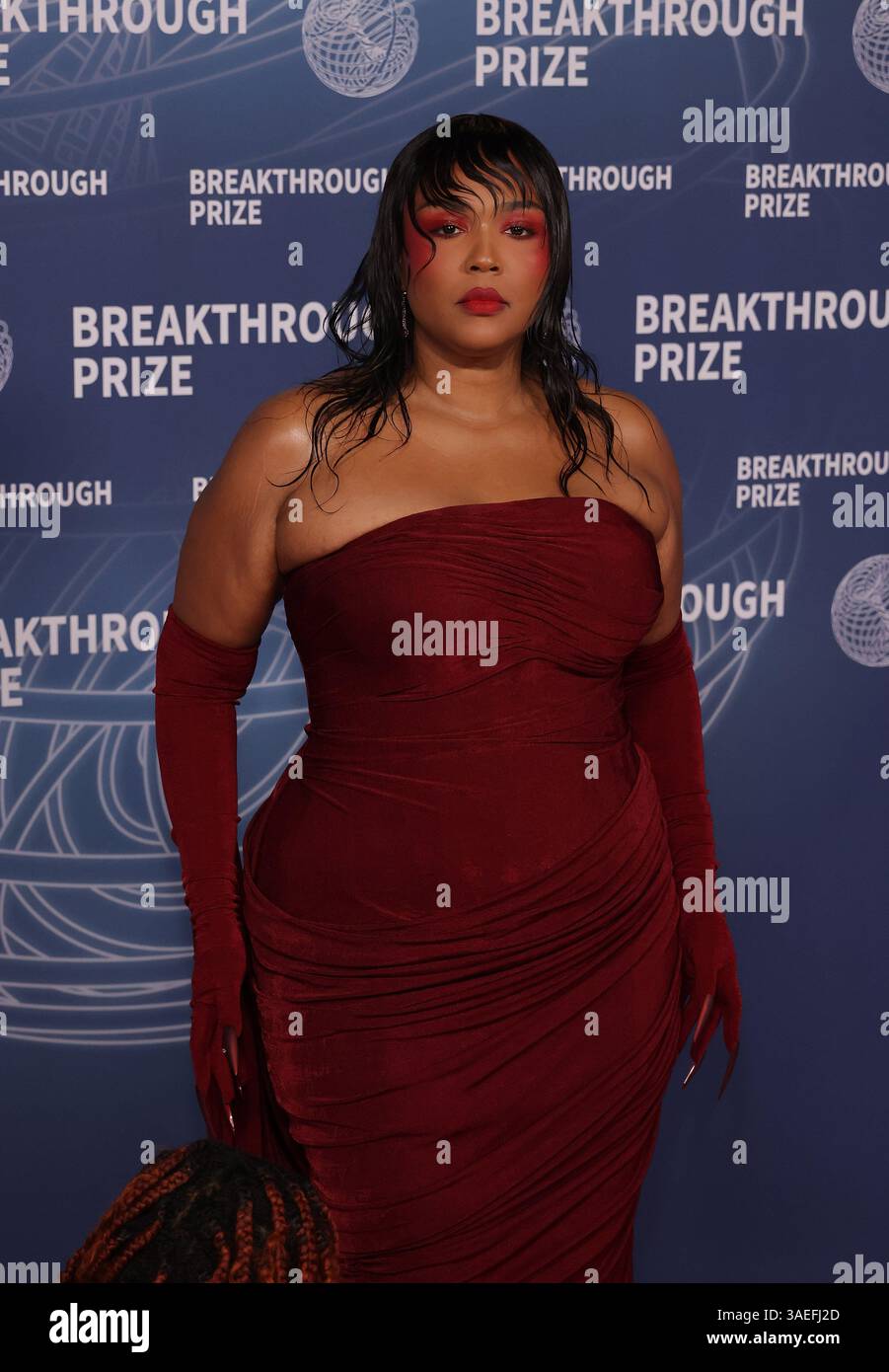 Lizzo attends the 11th Breakthrough Prize Ceremony at Barker Hangar on ...