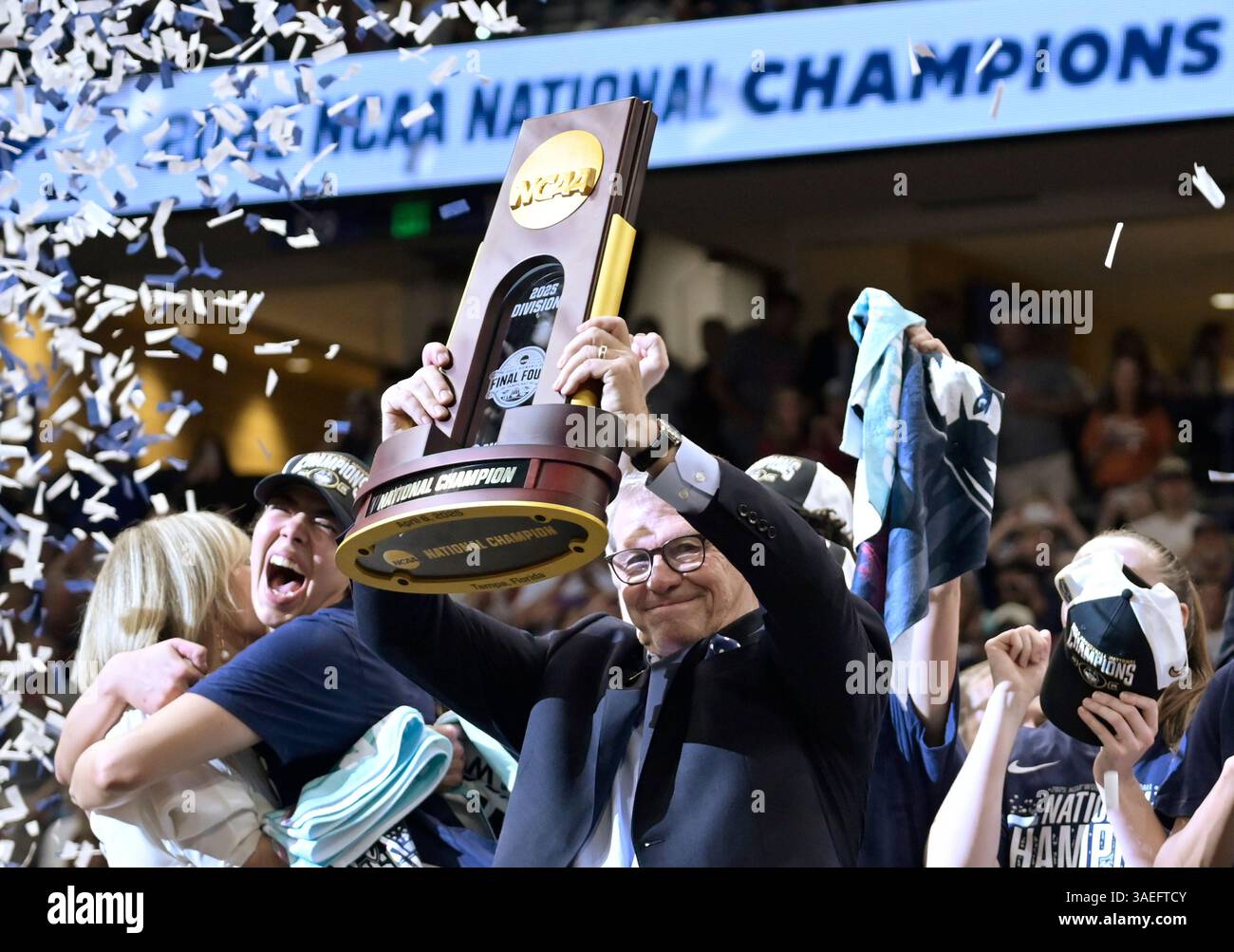 Uconn huskies women's basketball hi-res stock photography and images ...