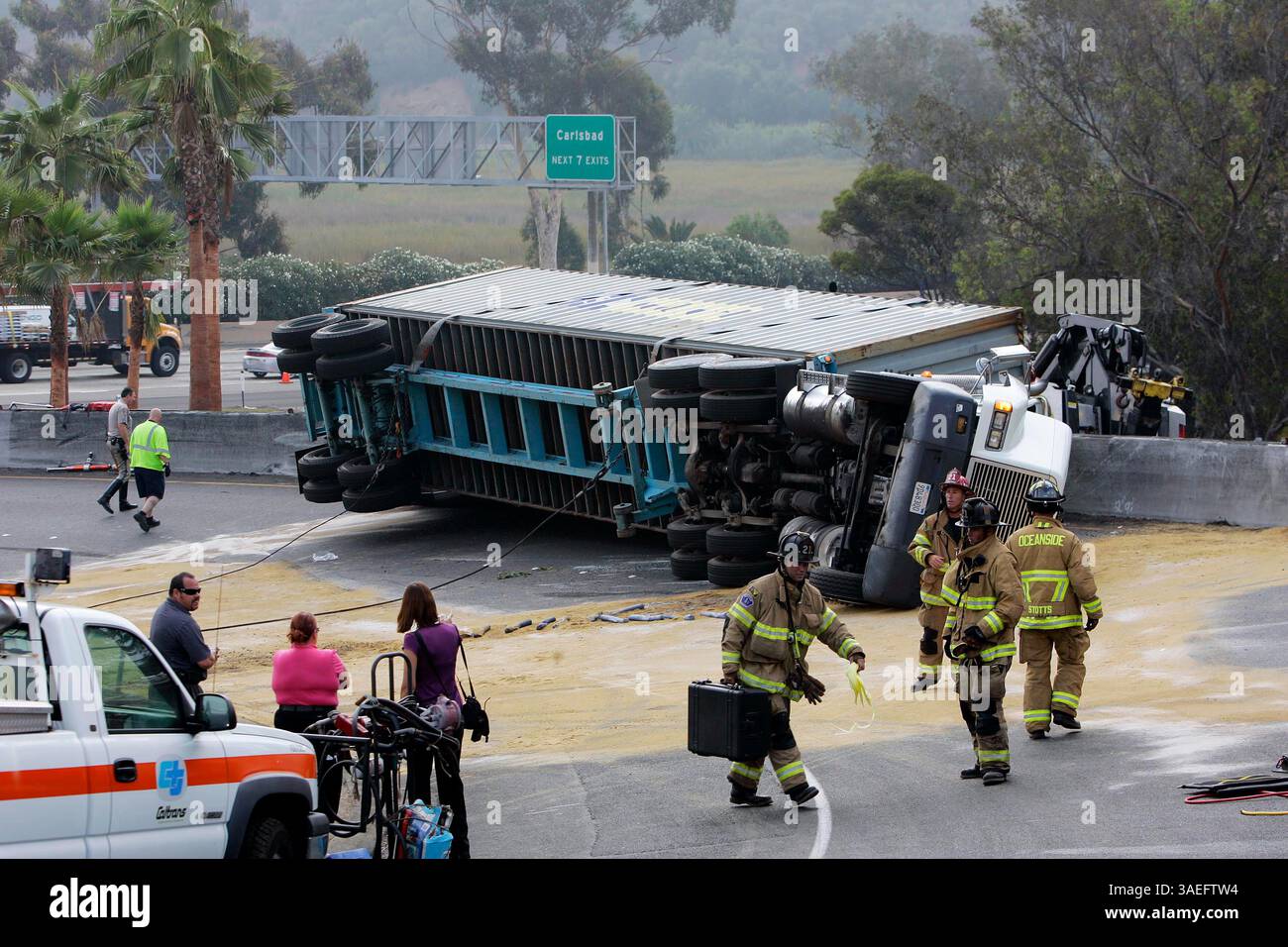 September 17th, 2009, Oceanside, California, USA. Emergency personnel ...