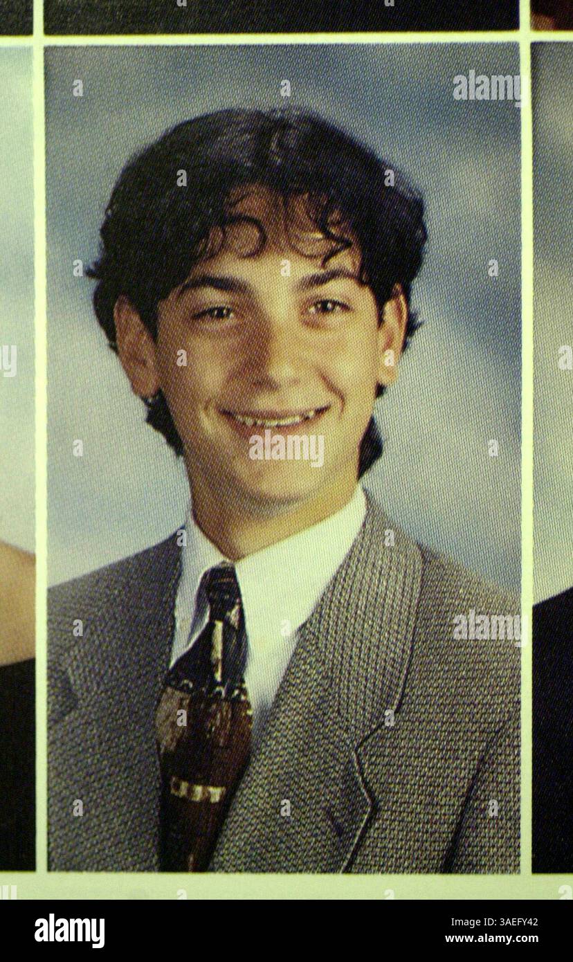 Apr 06, 2001; Bethesda, Maryland, USA; Former First Daughter Chelsea ...