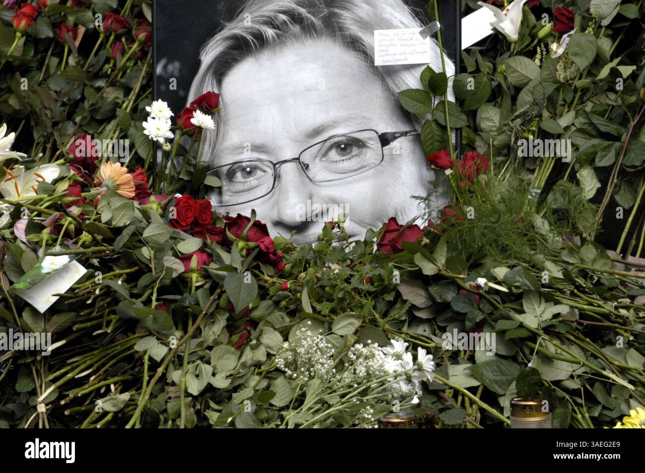 The shopping centre were lindh was stabbed to death hi-res stock ...