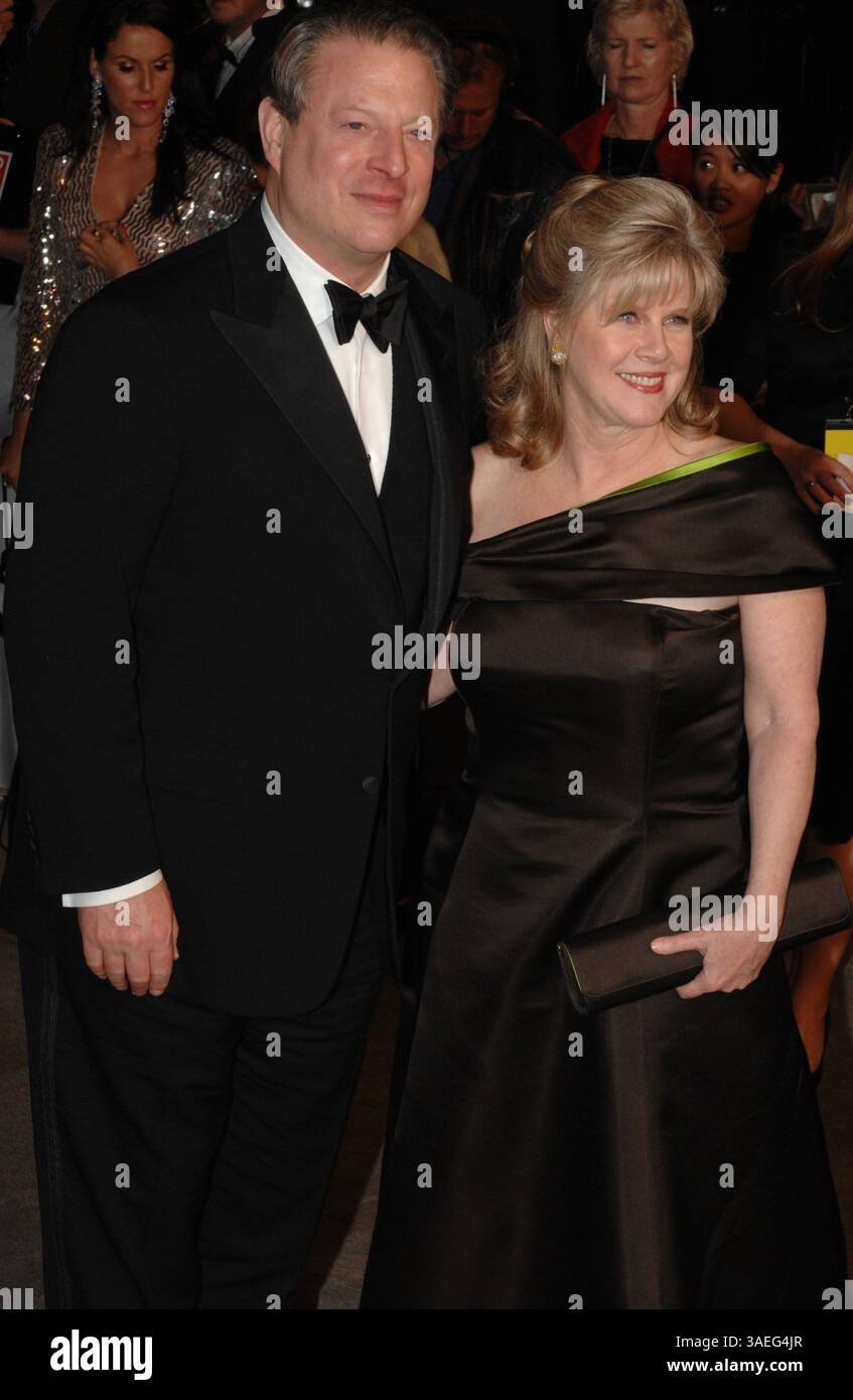 Feb. 25, 2007 - West Hollywood, California, U.S - AL GORE and TIPPER ...
