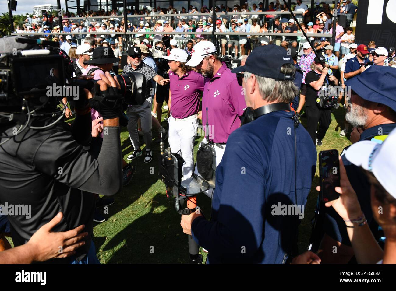 Doral, USA. 06th Apr, 2025. Left to right: Cameron Smith, Captain of ...