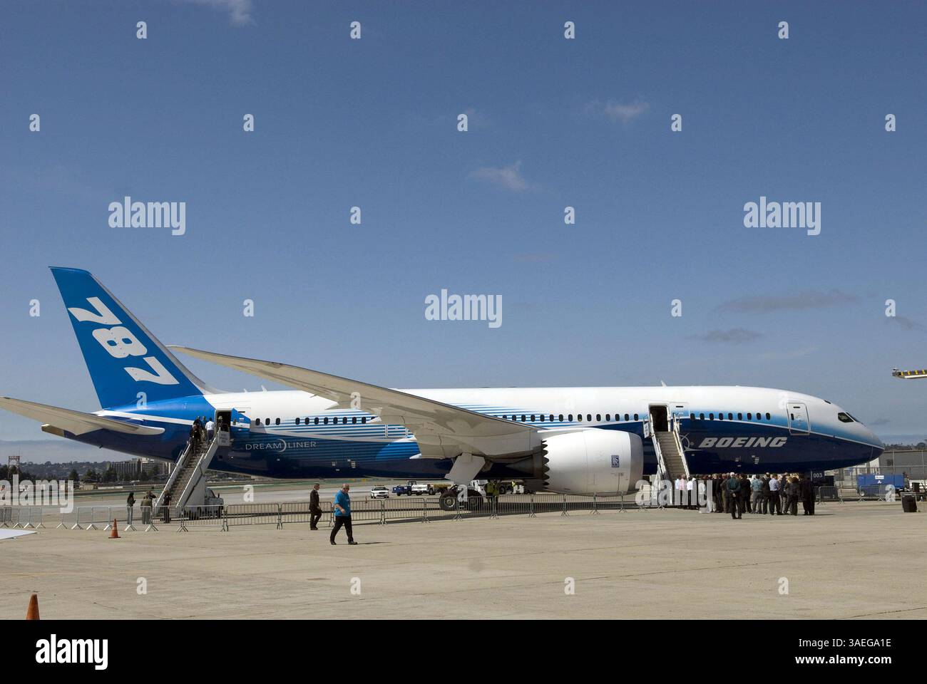March 12, 2012 - San Diego, California, U.S. - The Boeing 787 ...