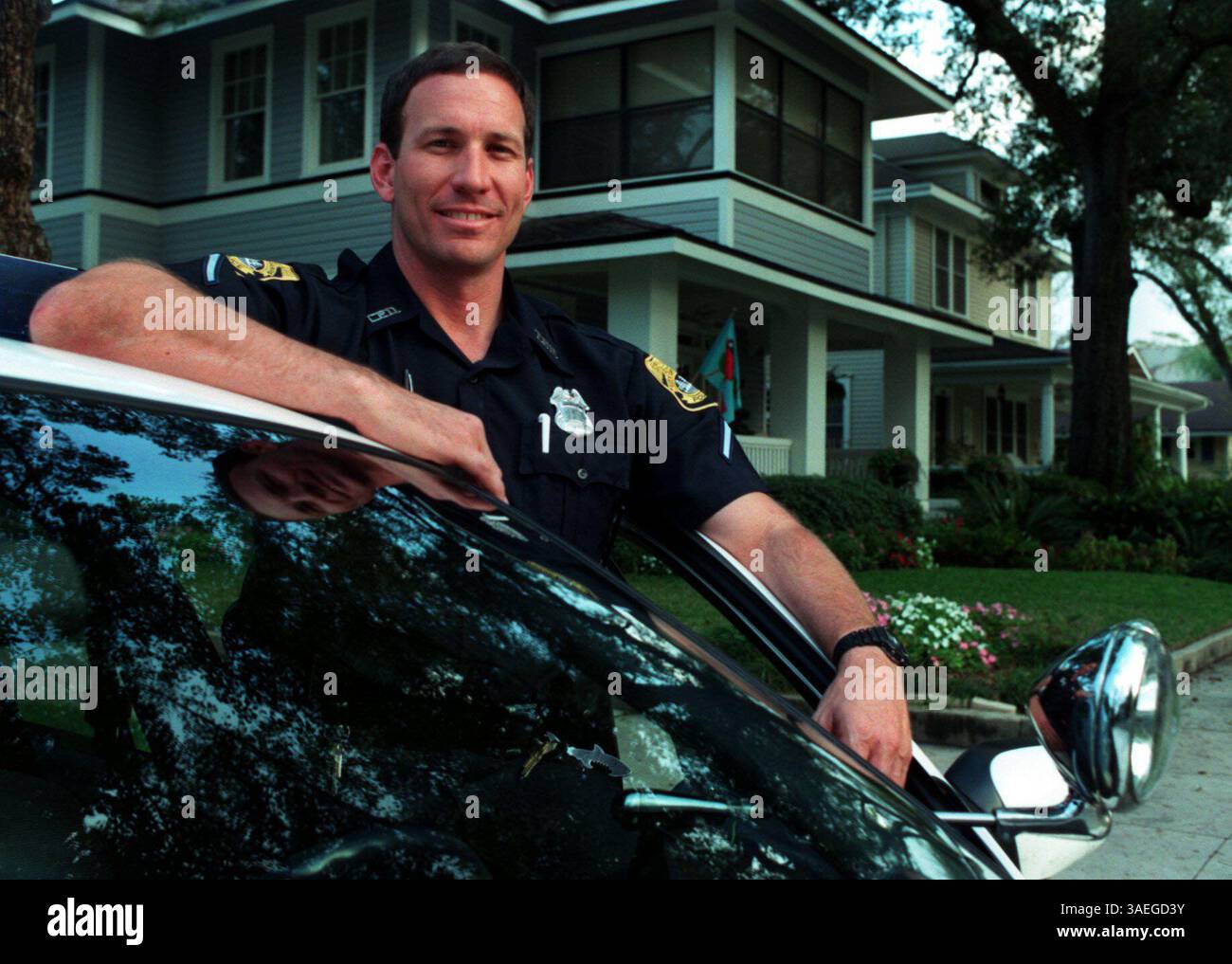 TP 42213 - - DELIVER TO: Tampa - - 1/29/97 - - tampa - - CAPTION INFO ...