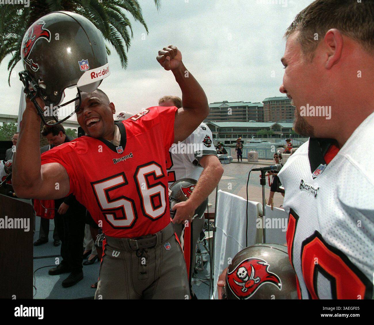 TP 46066 - - DELIVER TO: SLOT - - 4/9/97 - - tampa - - CAPTION INFO ...