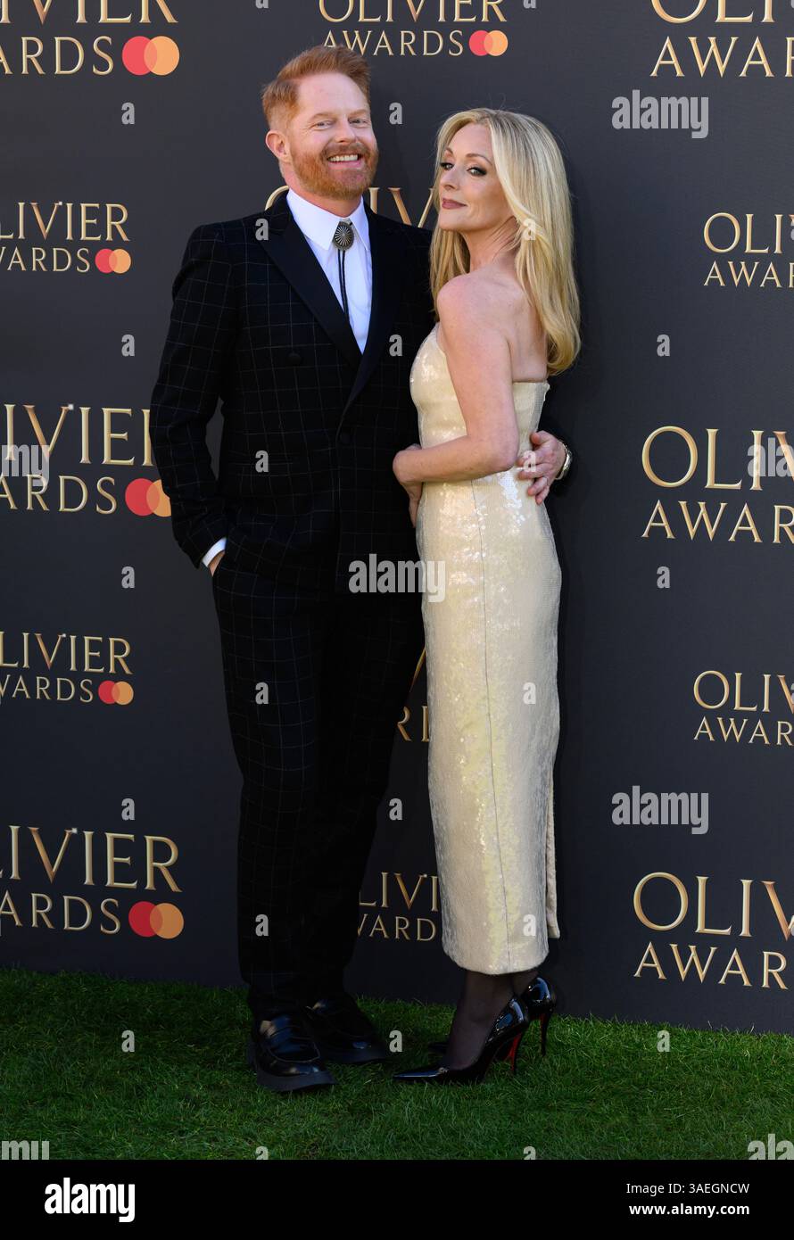 London, UK. April 6th, 2025. Jane Krakowski and Jesse Tyler Ferguson arriving at The Olivier ...