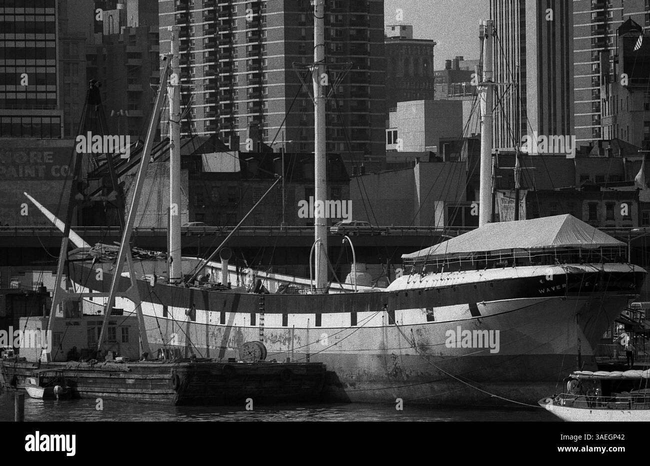 AJAXNETPHOTO. JULY, 1975. NEW YORK, USA. - SQUARE RIG RESTORATION - THE ...