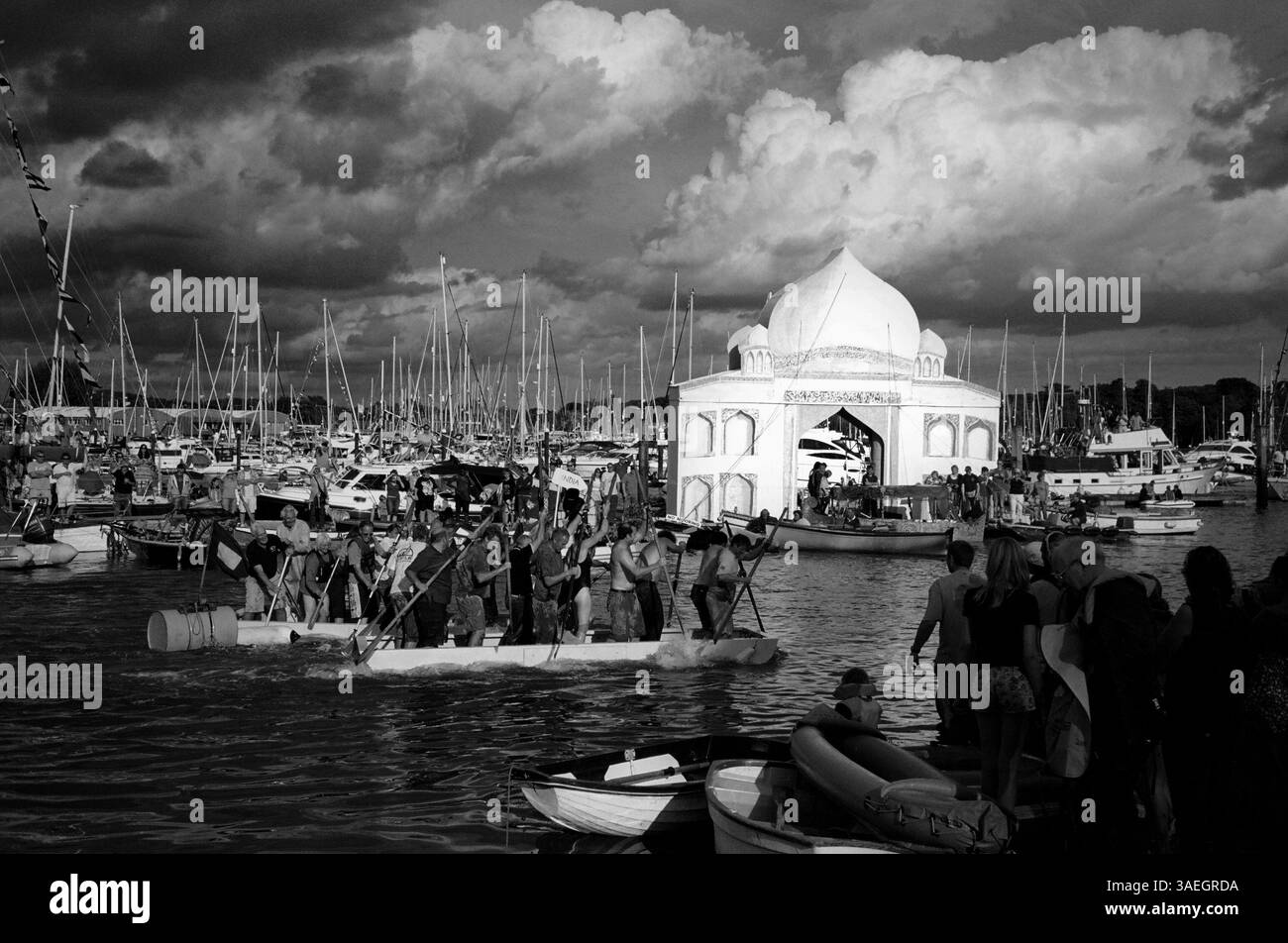 AJAXNETPHOTO. SEPTEMBER, 2010. BURSLEDON, ENGLAND. - INDIAN CARNIVAL ...