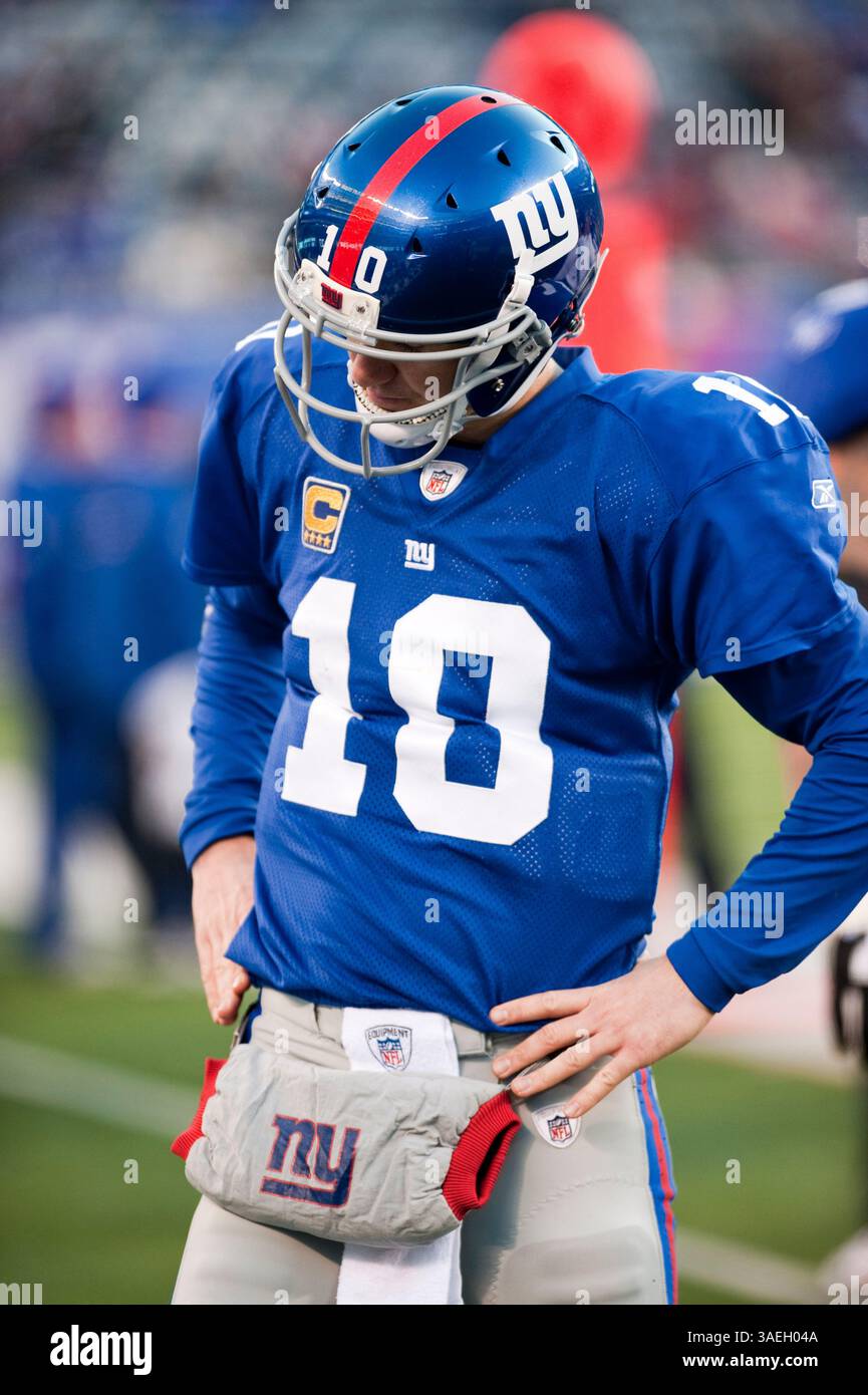 December 18 2011: Giants' quarterback Eli Manning (10) reacts after ...