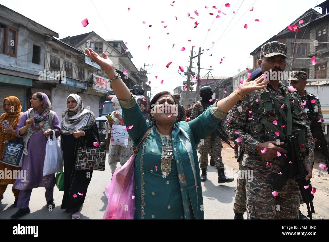 Srinagar, Jammu And Kashmir, India. 6th Apr, 2025. Hindu devotees dance ...