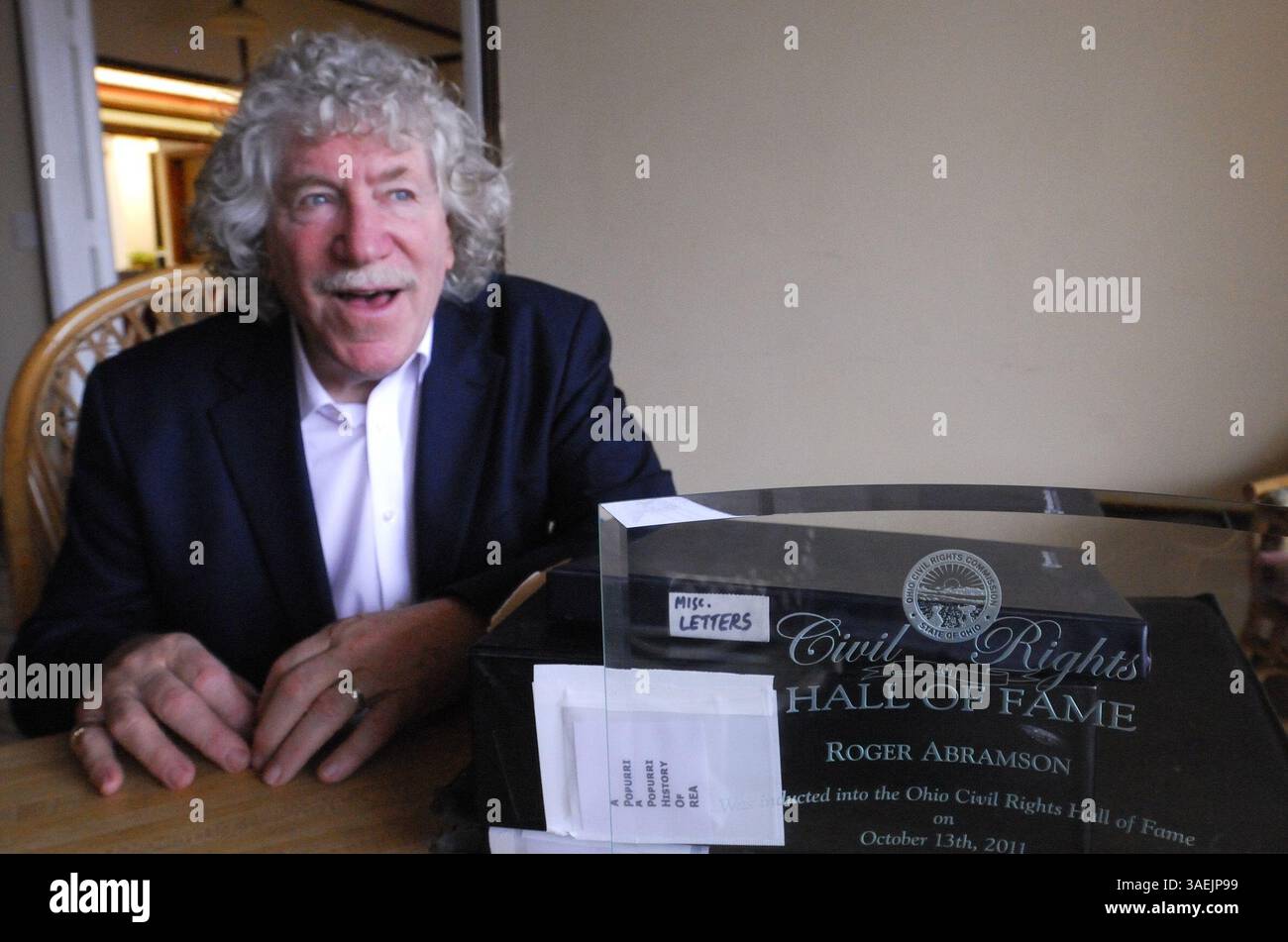 Oct. 17, 2011 - Miami Beach, FL, USA - Roger Abramson, inductee into ...