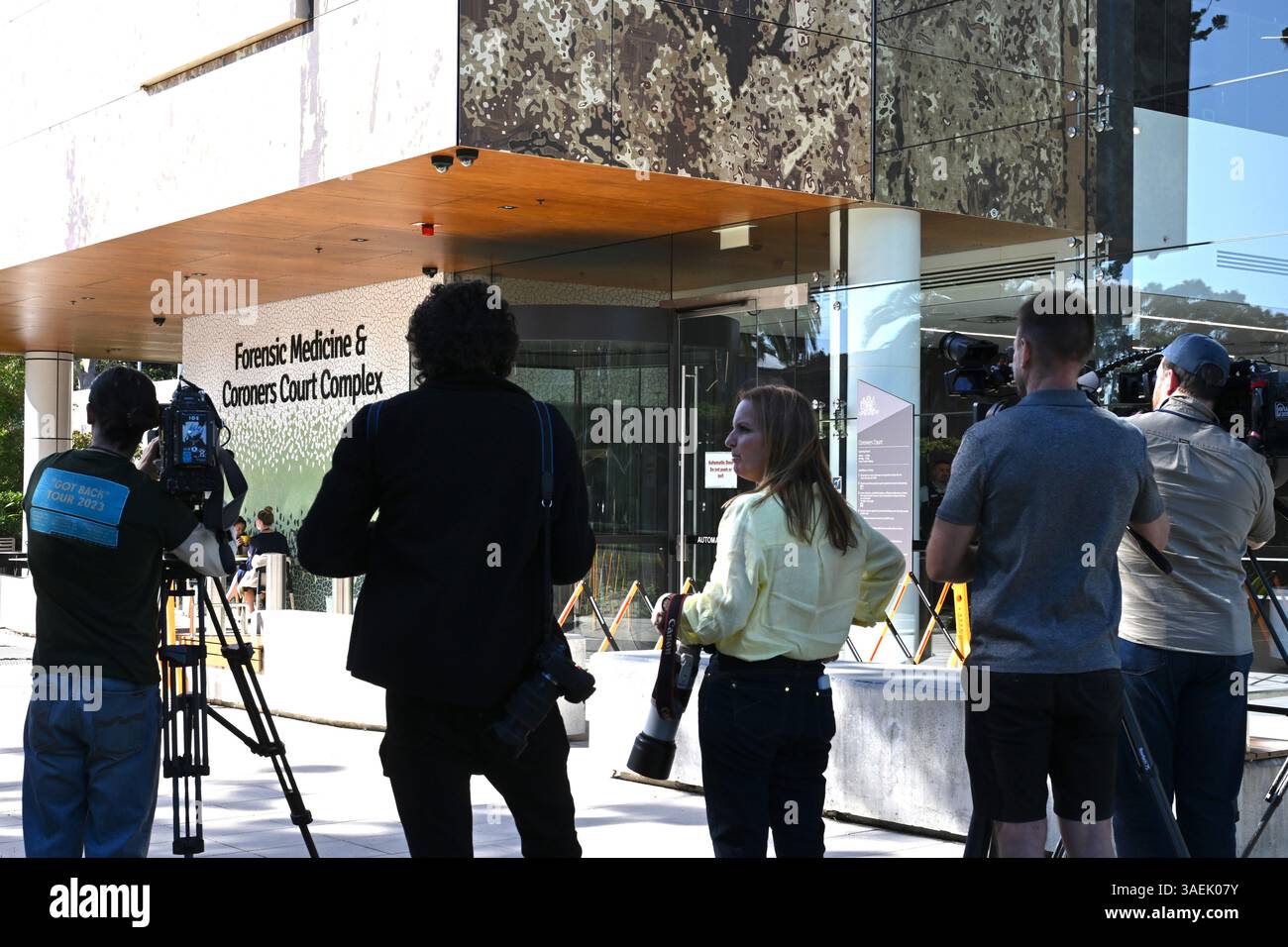 Sydney, Australia. 07th Apr, 2025. Members of the media outside the Forensic Medicine and ...