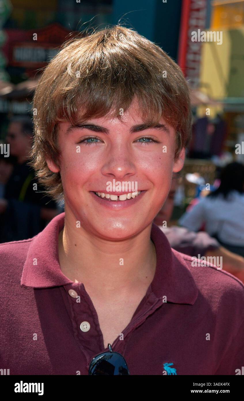 Jul 24, 2004; Los Angeles, CA, USA; Actor ZAC EFRON at the ...